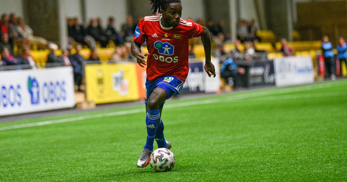 David Hickson fortsetter i Skeid / SKEID